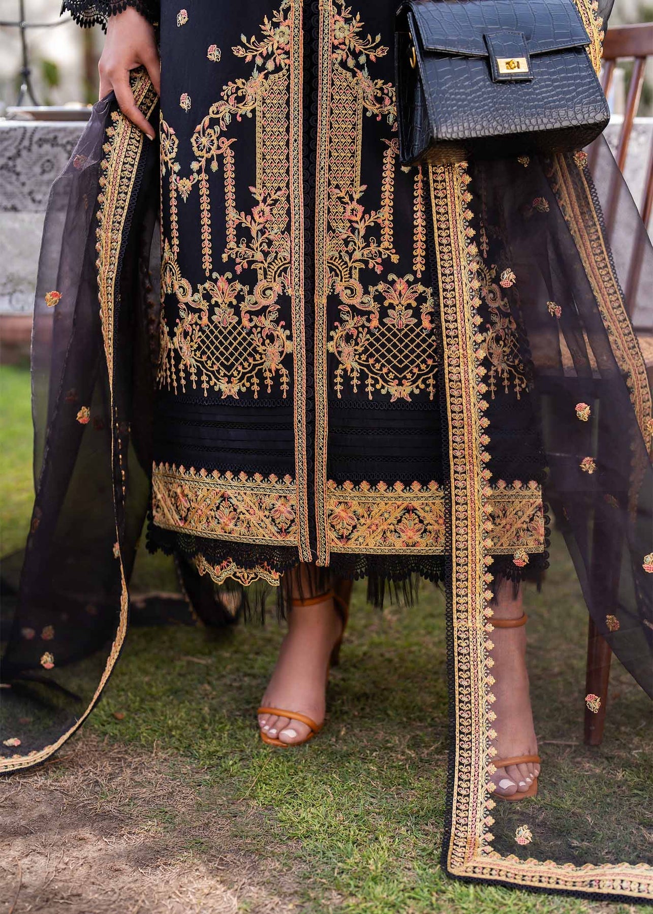Black Pakistani Party Dress in Salwar Kameez Style – Nameera by Farooq