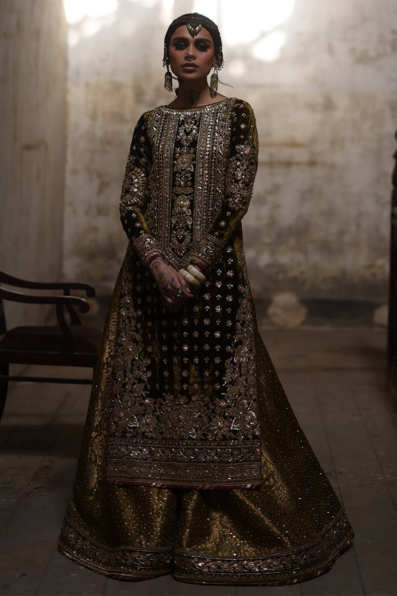 Pakistani Mehndi Dress in Sharara Kameez Dupatta Style – Nameera by Farooq