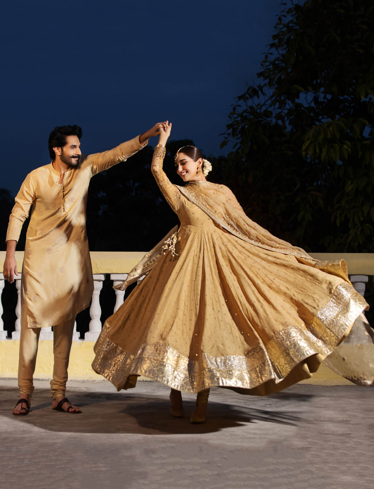 Traditional Gold Embellished Pishwas Pakistani Wedding Dress – Nameera ...
