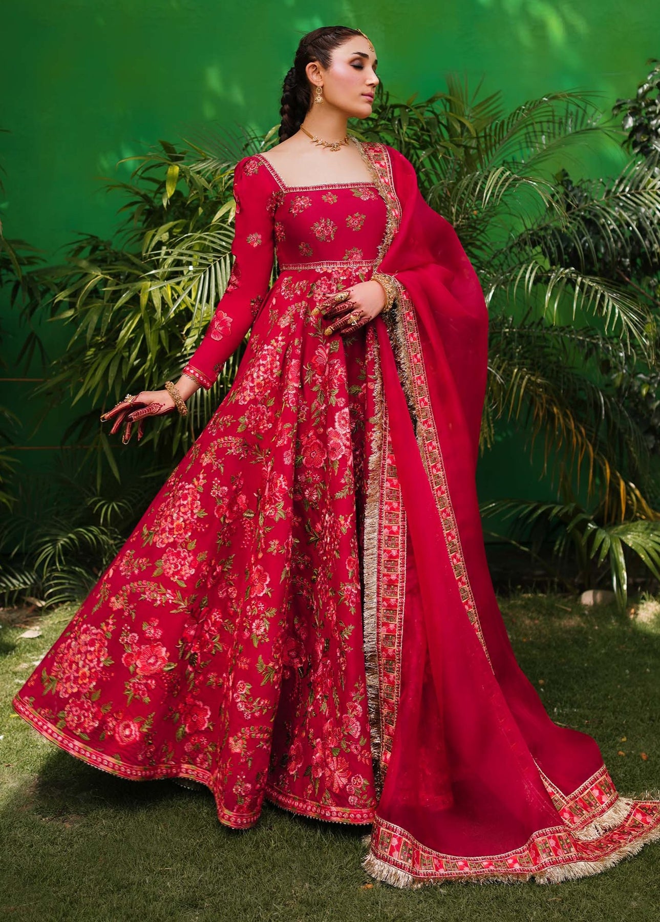 Traditional Pishwas Frock Royal Pakistani Wedding Dress – Nameera by Farooq