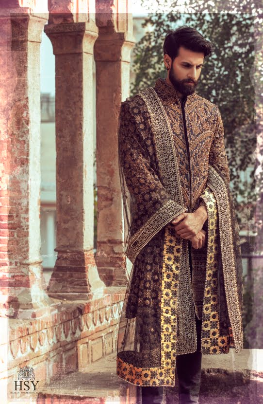 Traditional Midnight Blue Pakistani Groom Sherwani – Nameera by Farooq