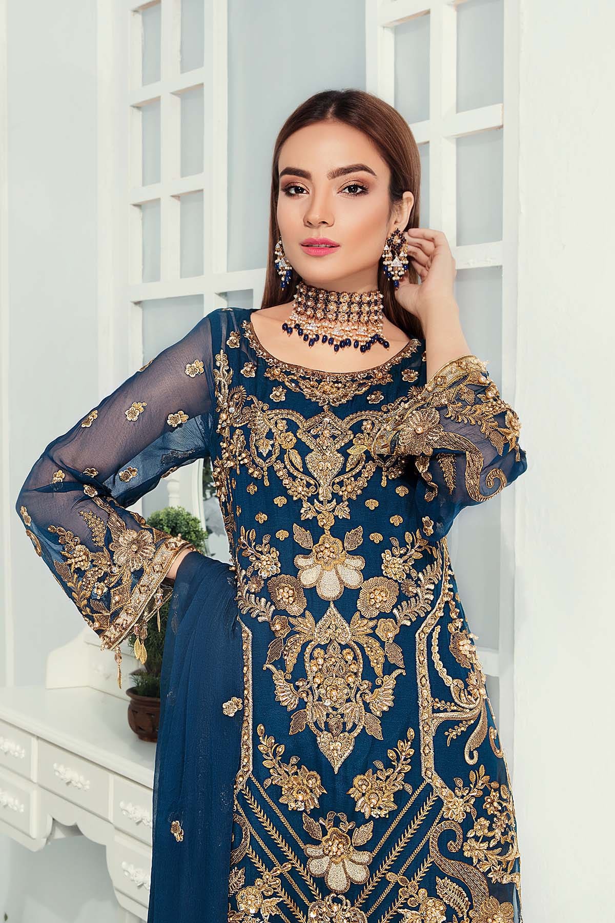 Best Designer Dress with Thread Embroidery 2020 – Nameera by Farooq
