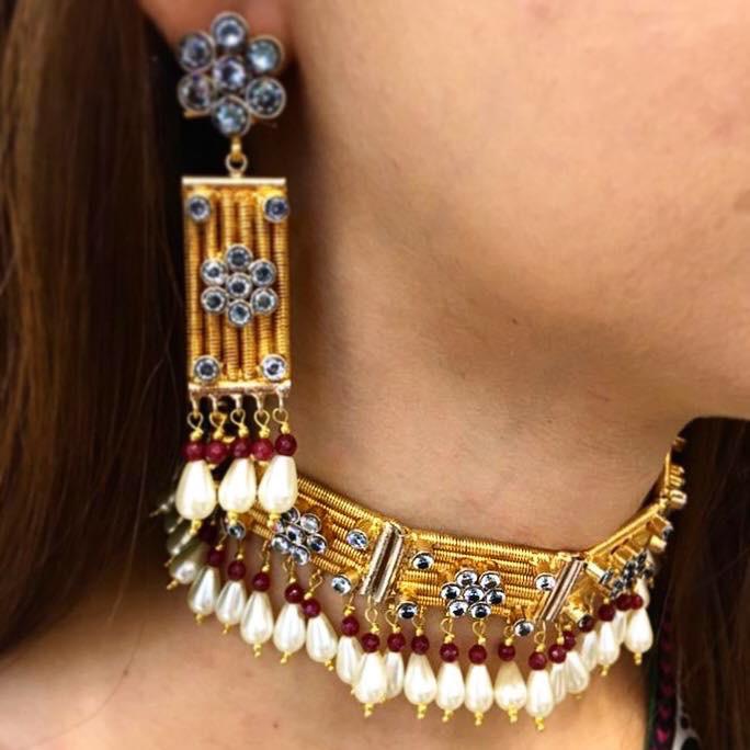 Buy Gold Plated Choker Necklace for Asian Bride Online – Nameera by Farooq