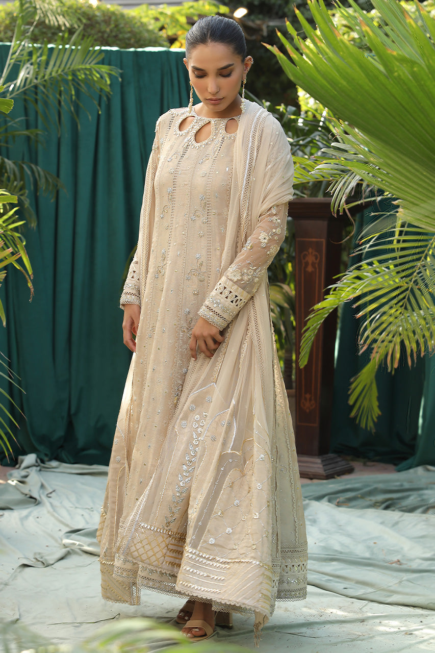 Shop Pakistani White Kalidar Pishwas Wedding Dress – Nameera by Farooq