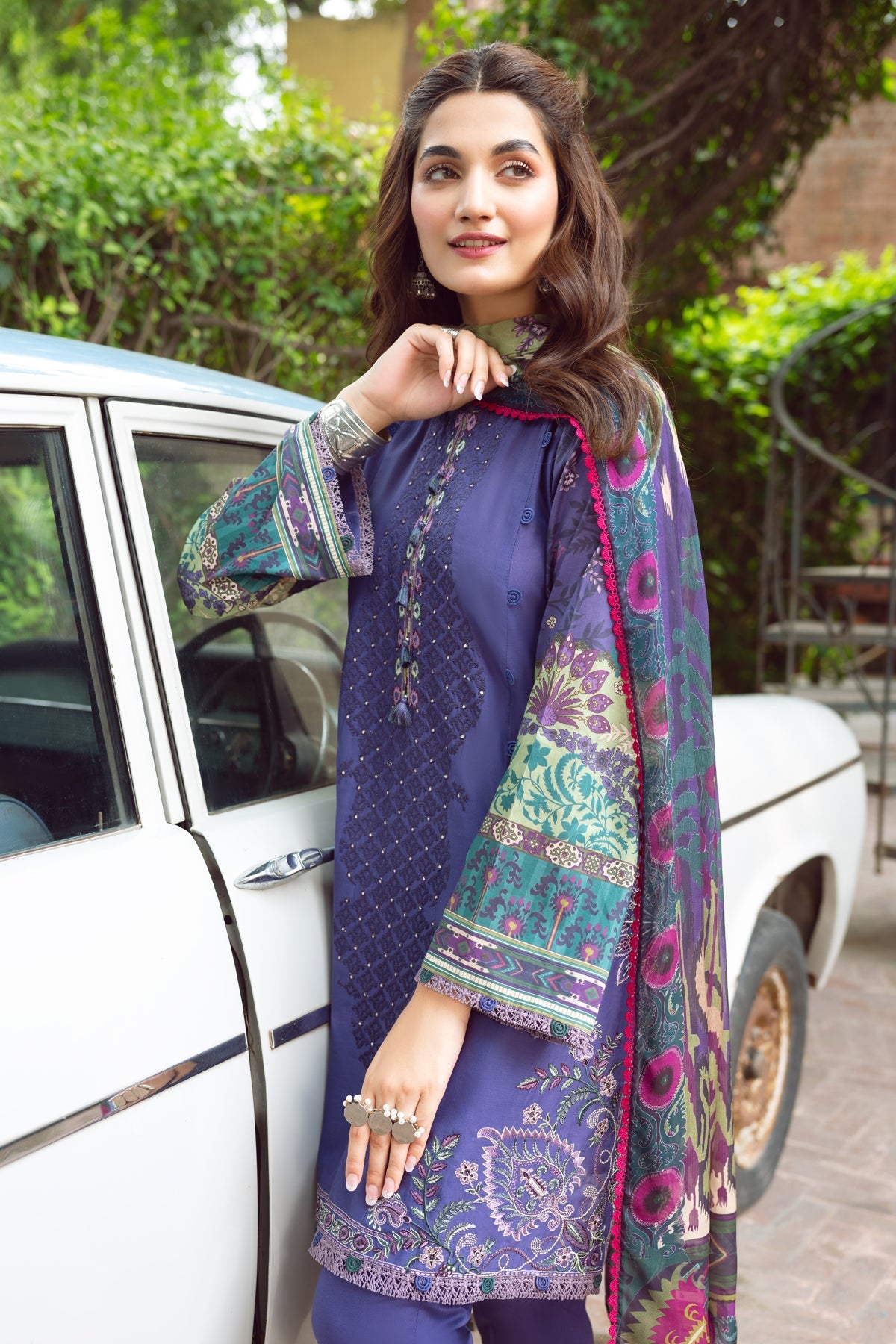 Elegant Lawn Kameez Trouser Dupatta Pakistani Eid Dress – Nameera by Farooq