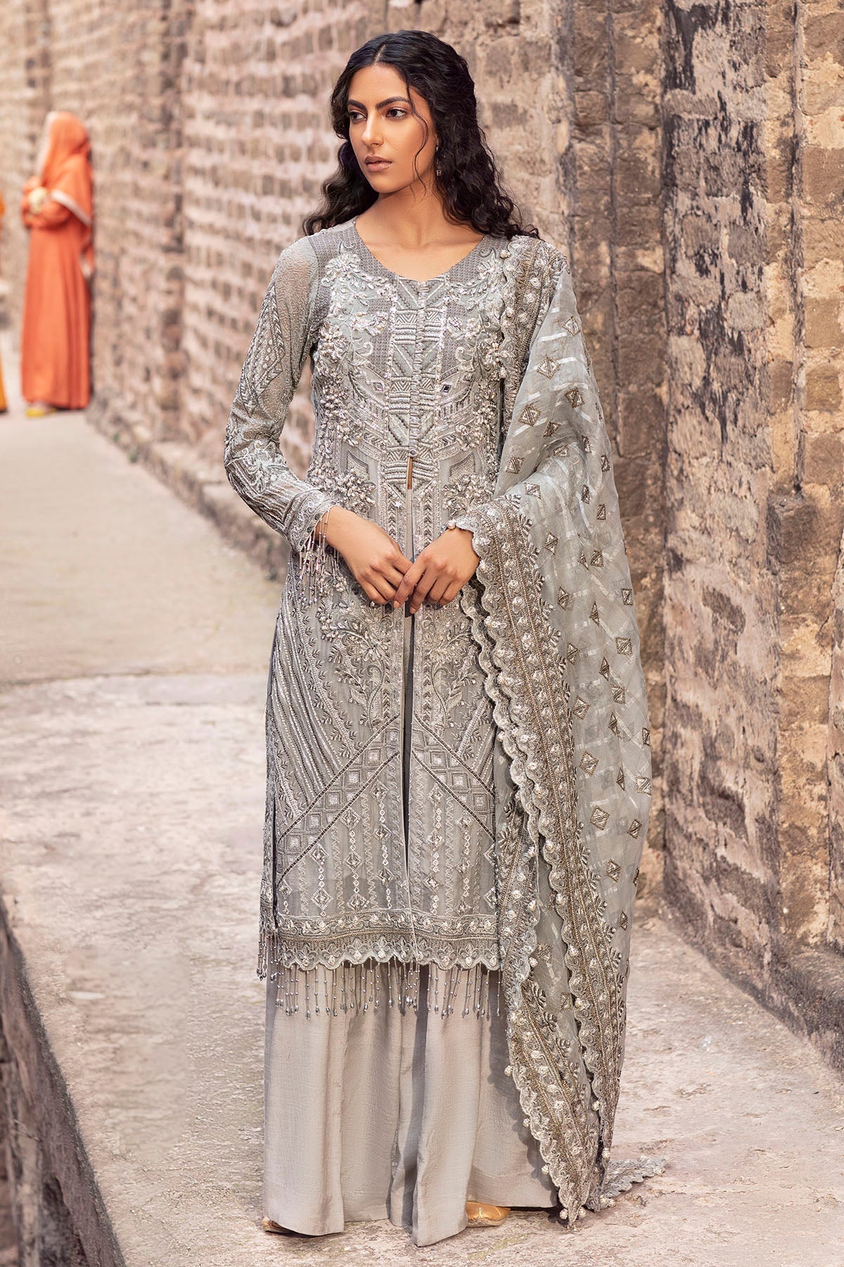Buy Premium Pakistani Eid Dress in Grey Kameez Trousers – Nameera by Farooq
