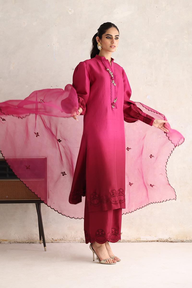 Pakistani Salwar Kameez Online in Magenta Color Online 2021 – Nameera ...