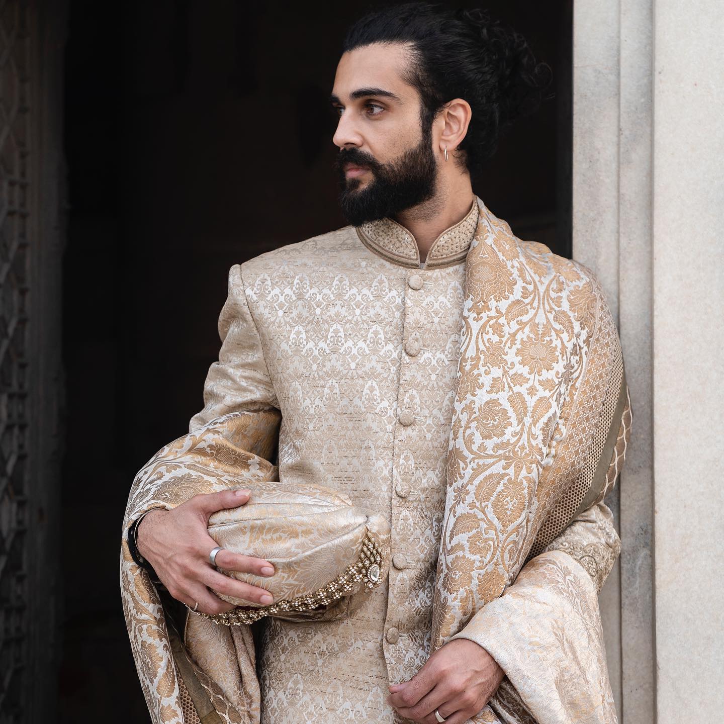 Pakistani Groom Dress in Embroidered Mens Pakistani Sherwani Style ...