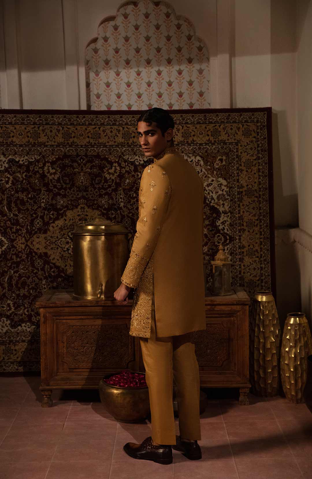 Classic Pakistani Men Sherwani Traditional Pakistani Menswear – Nameera ...