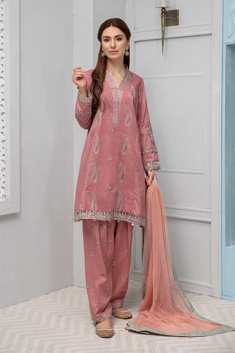Punjabi traditional dress with zari embroidery – Nameera by Farooq